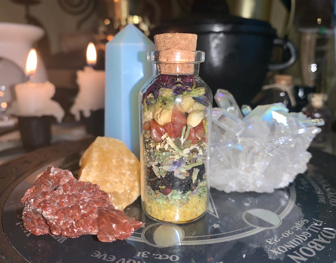 8 Spell Jar Recipes for Beginner and Seasoned Witches Alike