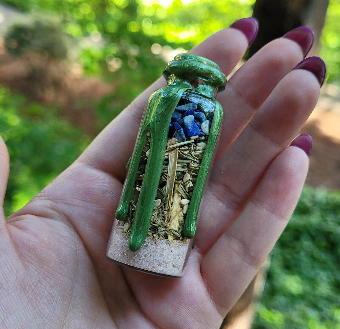 8 Spell Jar Recipes for Beginner and Seasoned Witches Alike